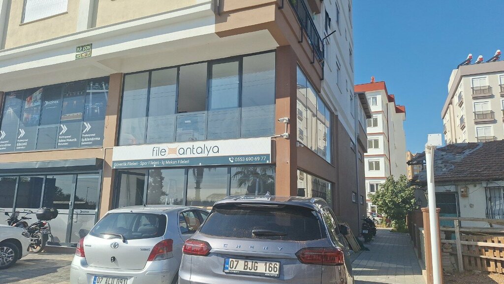 Kuaförler Uğur Erkek Kuaförü, Antalya, foto