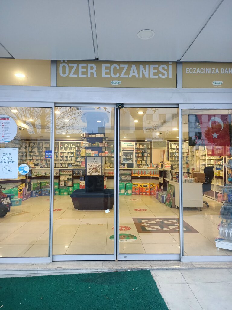 Eczaneler Özer Eczanesi, İstanbul, foto