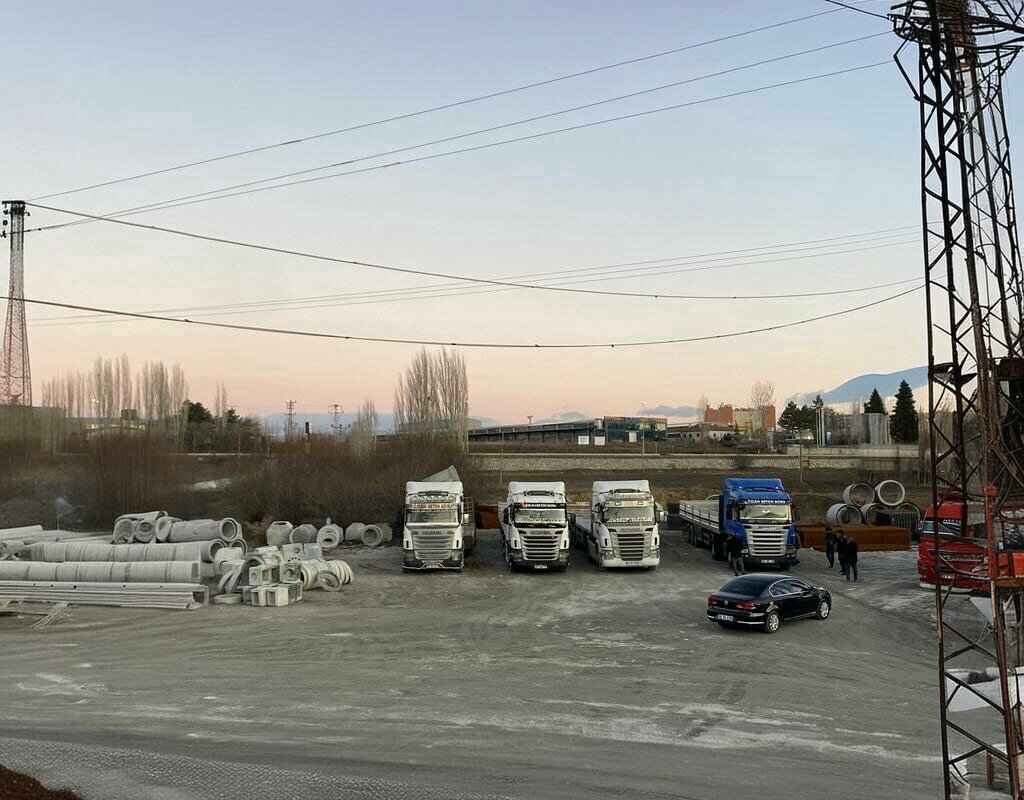 Beton ve beton ürünleri üreticileri Özlem İnşaat Beton, Ankara, foto