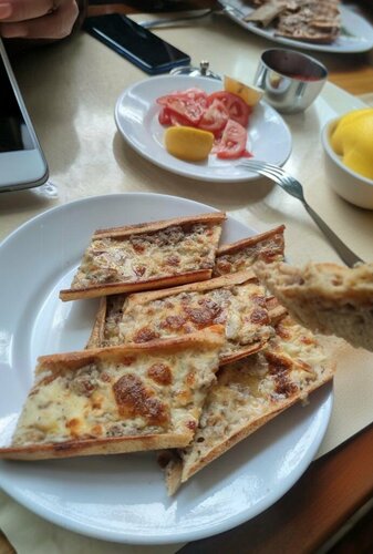 Kafe Durak Etli Ekmek, Sarayönü, foto