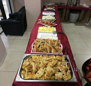Zavos Hotels (Kars, Kars Merkez , Merkez Mah., Şht. P. Asb. Kd. Bçvş. Ömer Halisdemir Cad., 8A), otel  Kars'tan