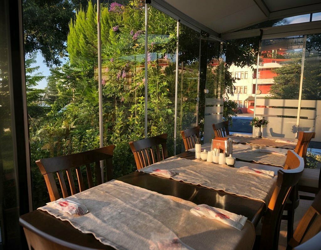 Restoran Huzur Et Restaurant, İzmit, foto
