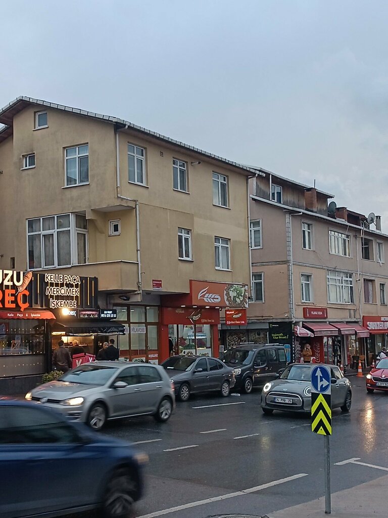Fast food Adıyamanlı Çiğ Köfteci Ömür Usta, İstanbul, foto