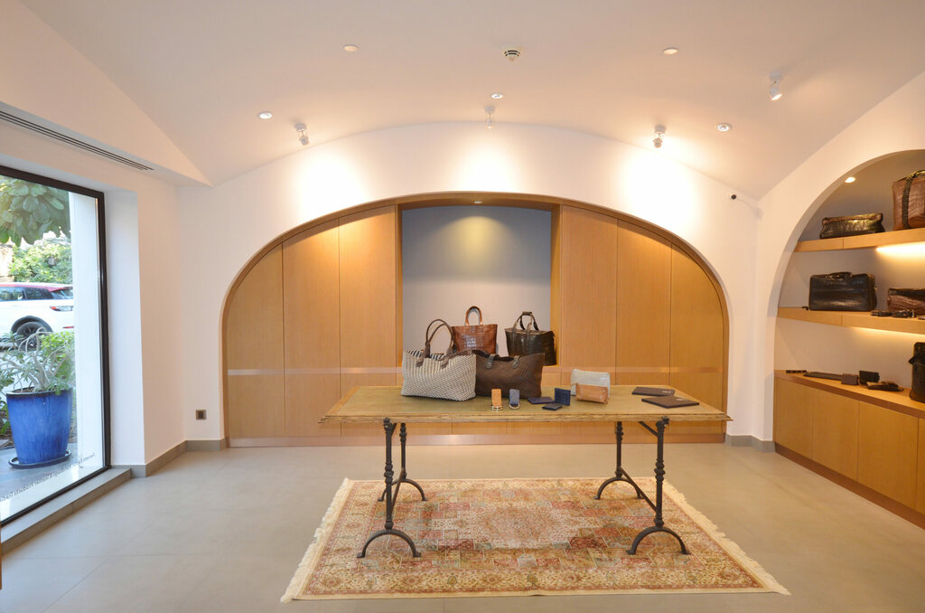 i̇ç dekorasyon ürünleri Al Noon Interior Design LLC, Dubai, foto