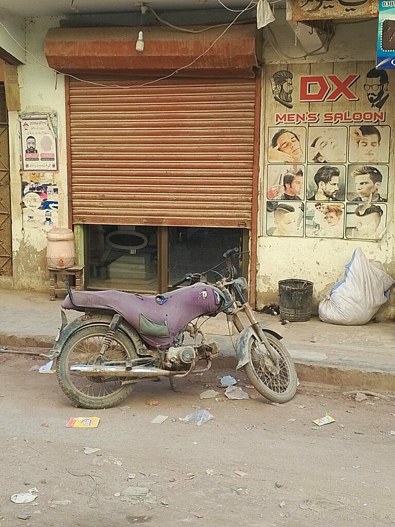 Kuaförler D X men's salon, Karaçi, foto