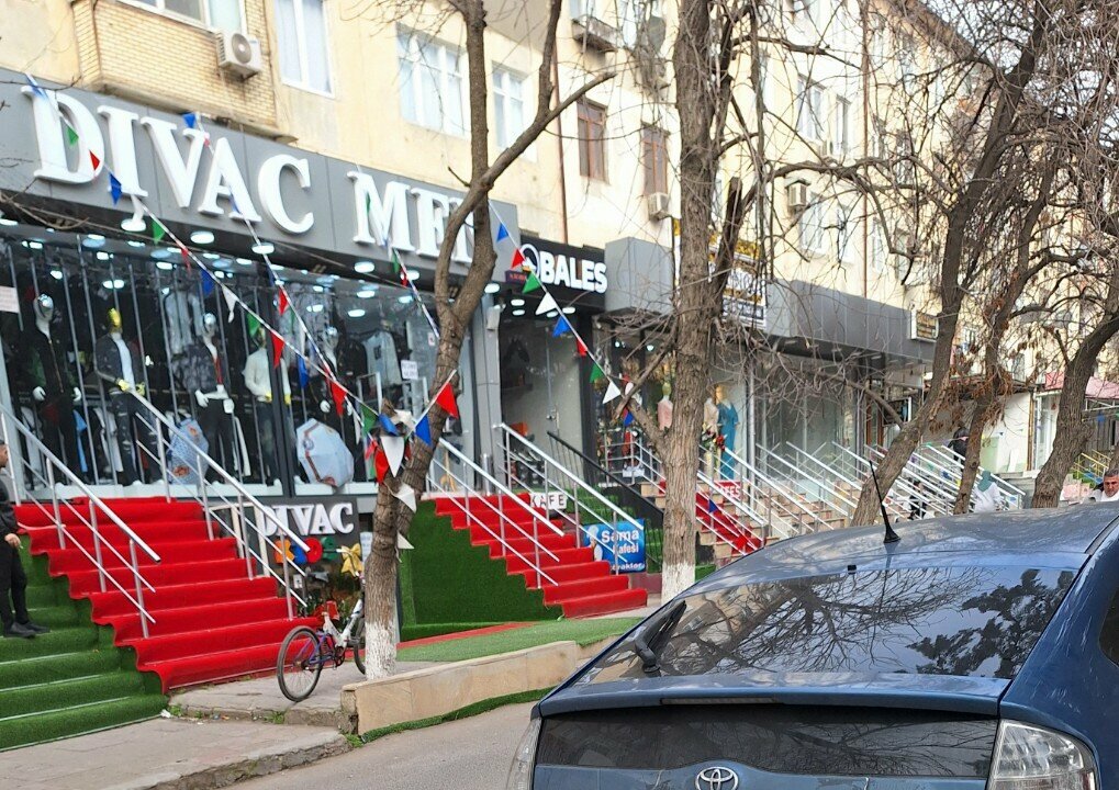 Giyim mağazası Divac Men, Bakü, foto