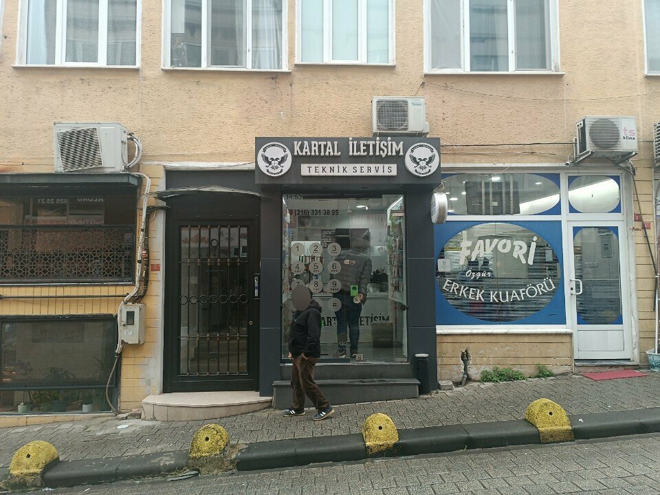 Cep telefonu ve aksesuarları satış mağazaları Kartal İletişim, İstanbul, foto