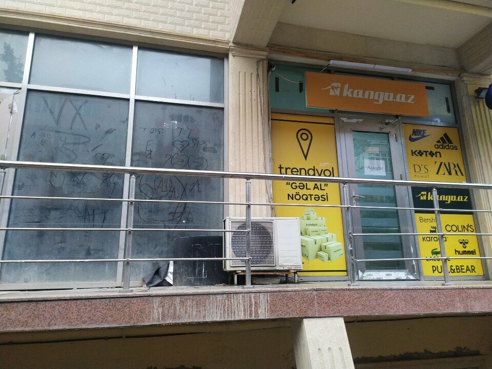 Uçak kargo Kango, Bakü, foto
