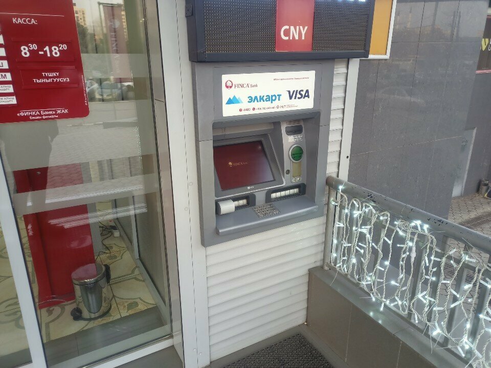 ATM'ler Finca Bank, Bişkek, foto