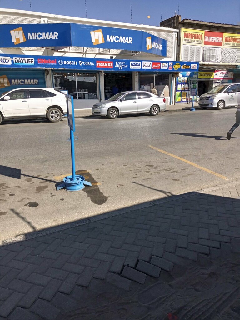 Alışveriş merkezleri Mickmar Tiles, Lusaka, foto
