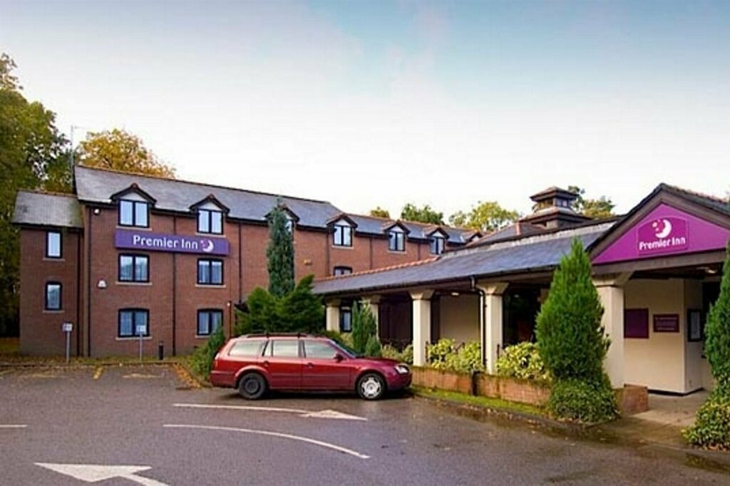 Otel Premier Inn Alderley Edge, İngiltere, foto