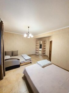Na Sadovoj Apartments (Загородная улица No:8А), otel  Yalta'dan