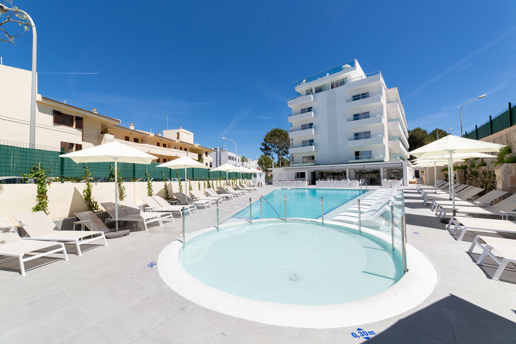 Otel Sky Senses, Calvià, foto