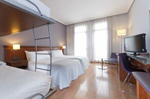 INNSiDE by Meliá Madrid Gran Vía (Calle de Mesonero Romanos No:13, Municipios Madrid, Madrid), otel  Madrid'den