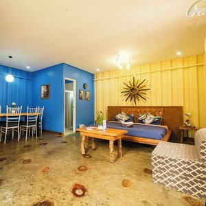 Queens English Garden & Strawberry Farm (Calabarzon, Cavite, Alfonso), otel