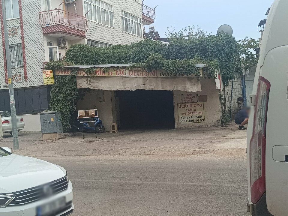 Otomobil servisi Ülker Oto, Antalya, foto