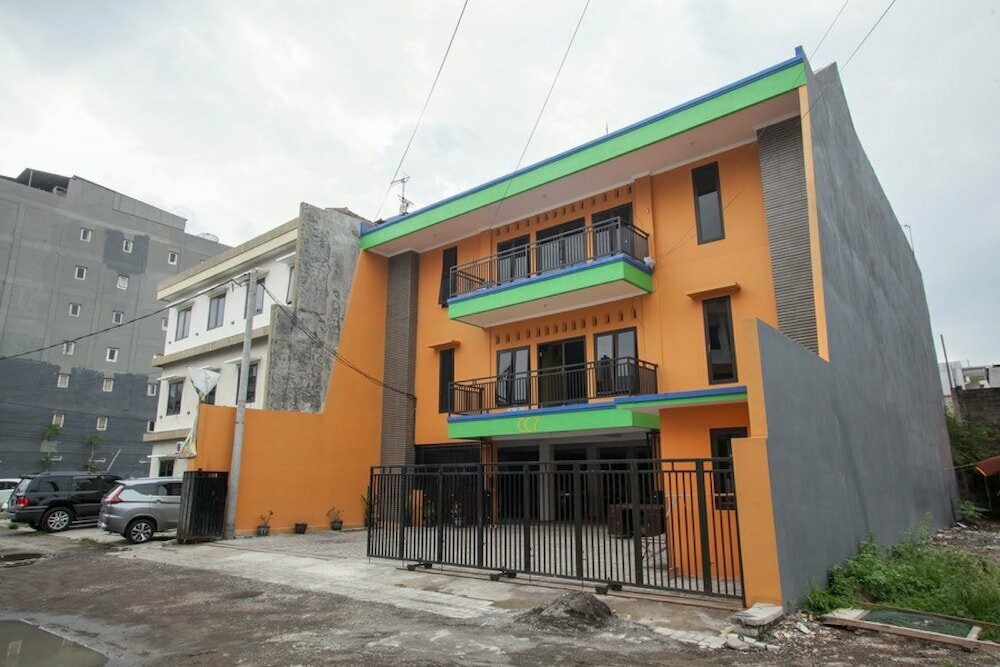 Otel RedDoorz near Petra University 2, Surabaya, foto