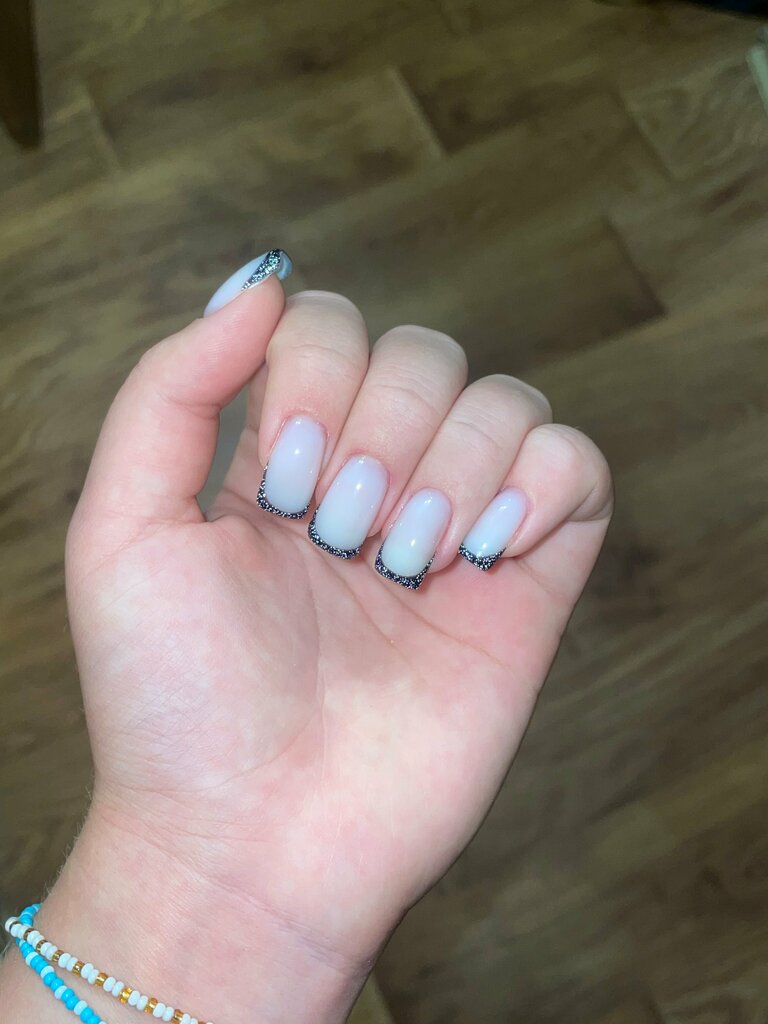 Manikür-pedikür Студия Ногтевой Эстетики, Zvenigorod, foto