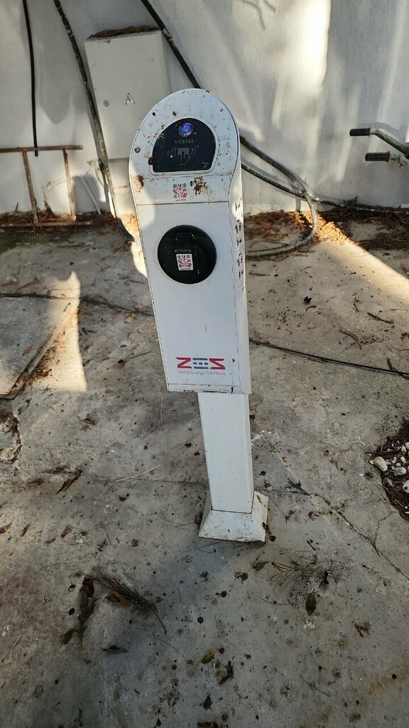 Elektrikli oto şarj istasyonları Zes Elektrikli Araç Şarj İstasyonu, Bodrum, foto