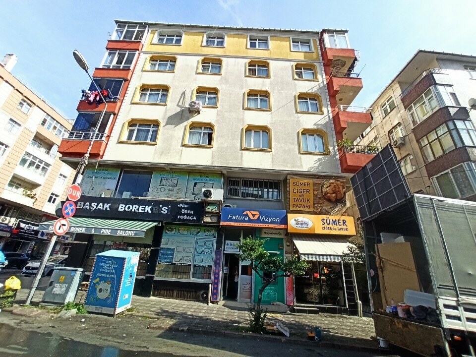 Kasap, şarküteri Sümer Ciğer ve Tavuk, İstanbul, foto