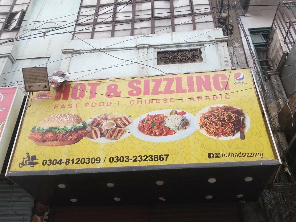 Restoran Hot and sizzling, Karaçi, foto