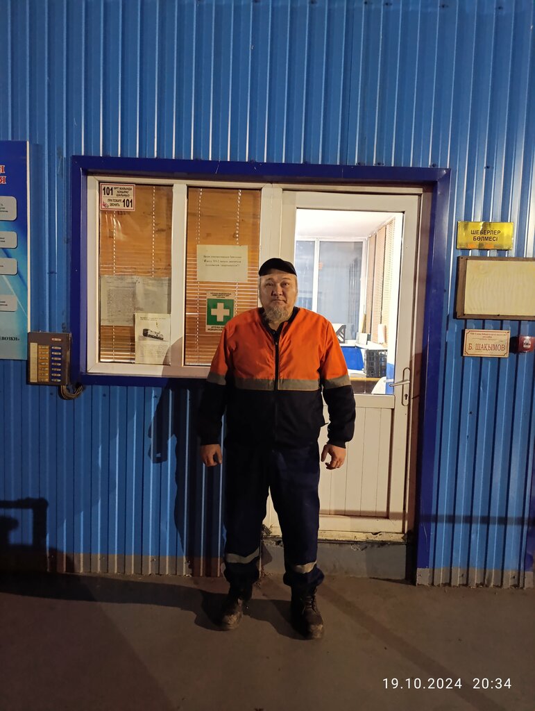 Demiryolları yönetimi ve bakımı Atyrau Locomotive Operation Depot, Atırav, foto