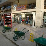 Tesla Elektrik (Çanakkale, Çanakkale Merkez , Namık Kemal Mah., Setboyu Cad., 85-87), elektrik ve elektrikli ürün mağazası  Çanakkale'den