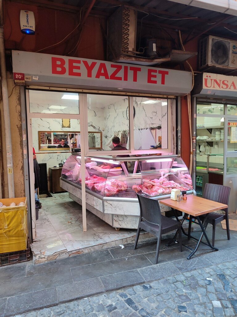 Kasap, şarküteri Beyazıt Et, İstanbul, foto