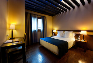 Hotel Abad Toledo (Calle Cristo de la Luz No:21, Toledo), otel  Toledo'dan