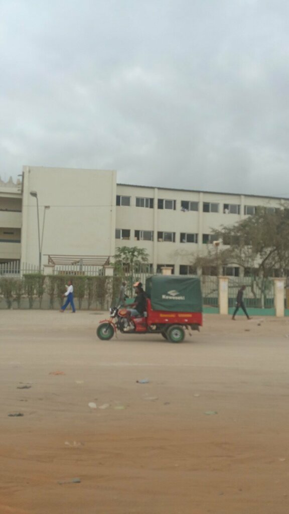 Ortaokul Complexo Escolar Simão Gonçalves Toco, Loanda, foto