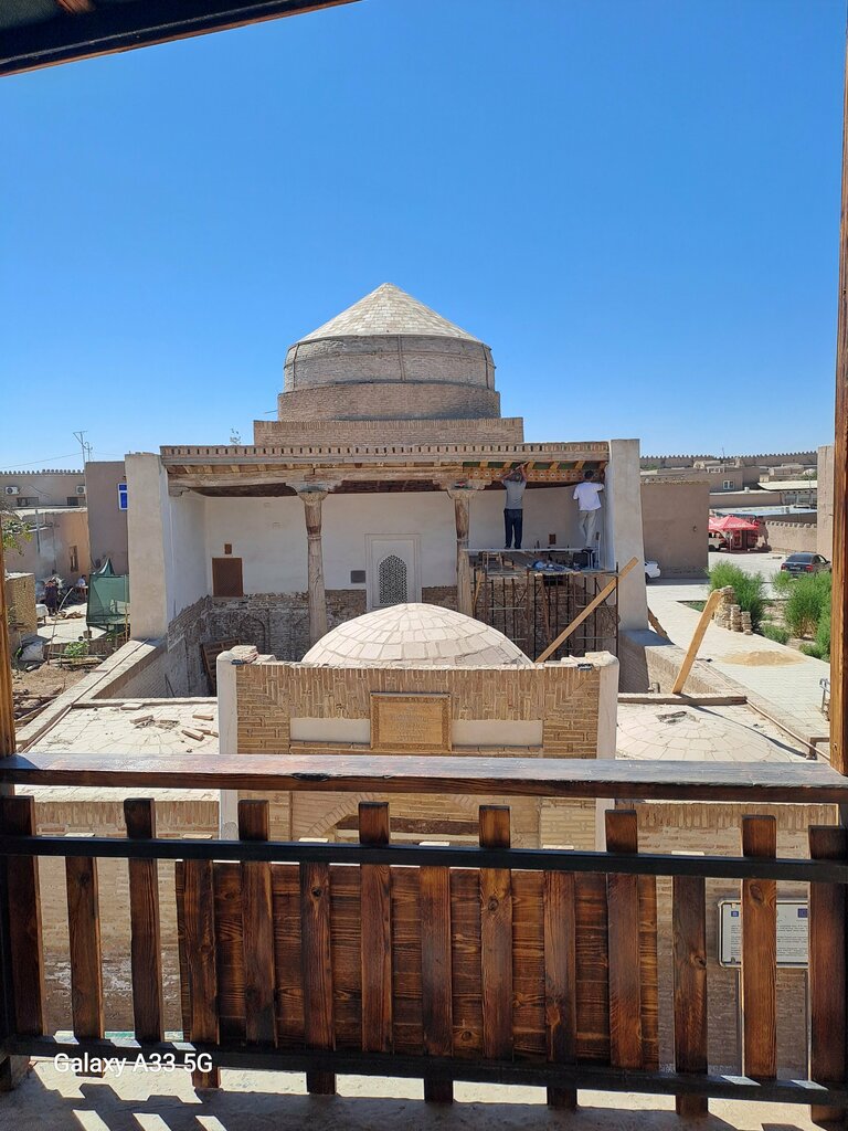 Otel Abdullah, Hive, foto