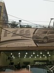 I Zee Motors (No:918, Faisal Town, Chundri Garh Block), otomobil satış galerileri  Lahor'dan