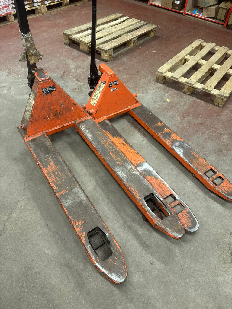 Hidrolik ve basınçlı ekipman tamiri Ремонт Рохлей, Saint‑Petersburg, foto