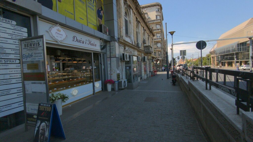 Sanayi kuruluşu Alubondeurope, Belgrad, foto