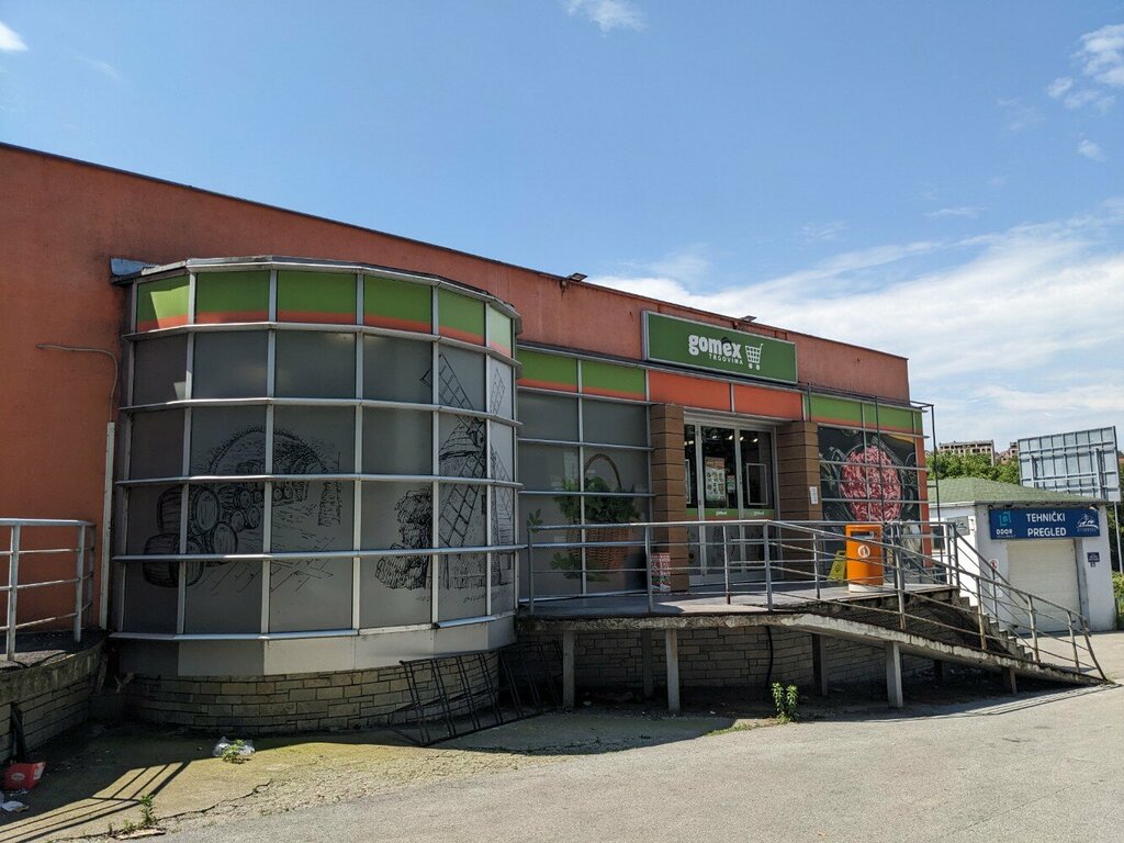 Süpermarket Gomex, Belgrad, foto