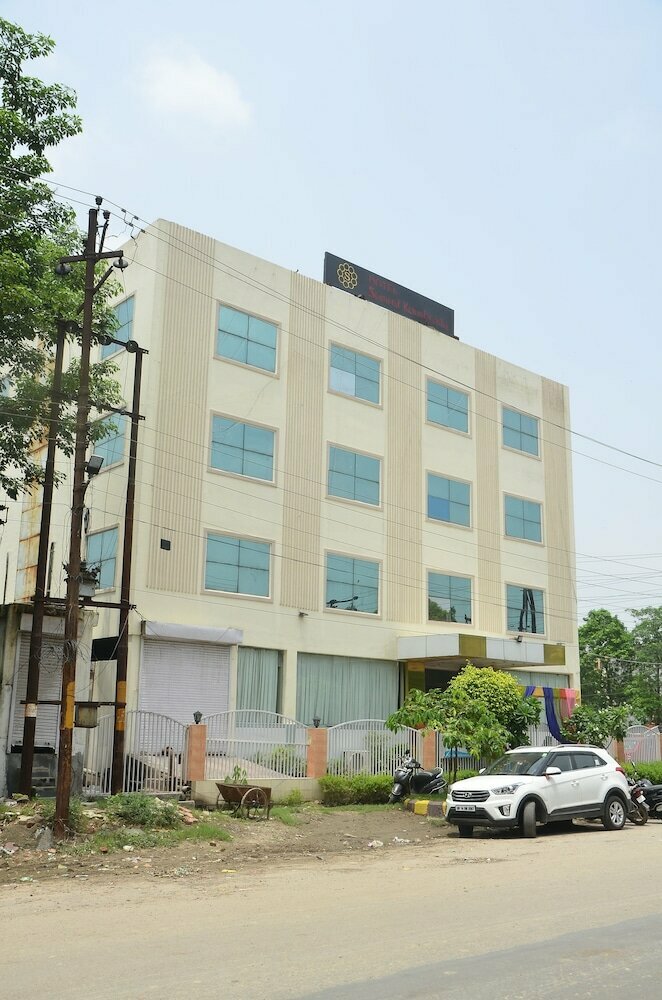 Otel Hotel Samrat Kaushambi, Uttar Pradeş, foto