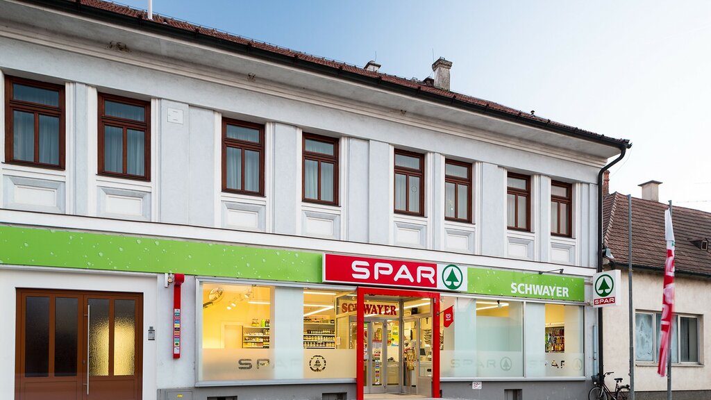 Süpermarket Spar Karl Schwayer, Aşağı Avusturya, foto