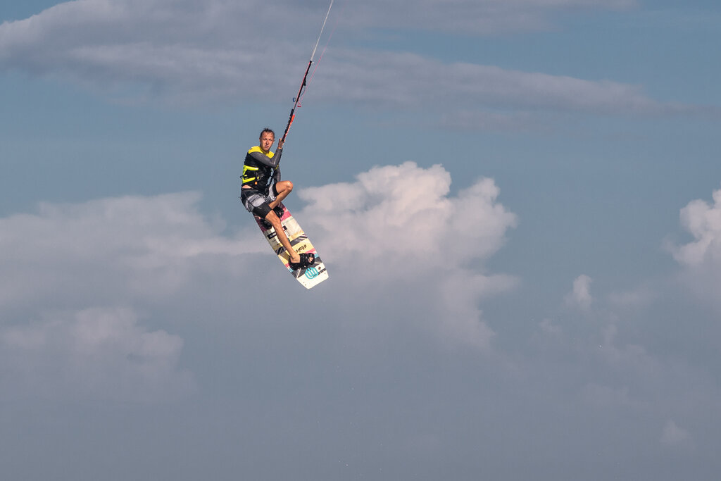 Spor kulüpleri Кайт школа Pama Kite School, обучение кайтсерфину, Вьетнам, Муйне прокат кайт и серф оборудования, Phan Thiet, foto