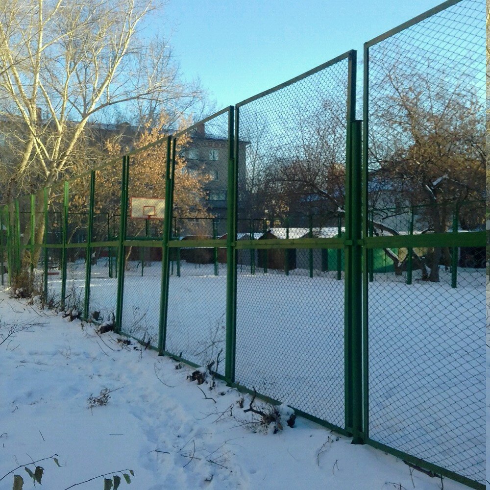 Spor alanı Спортплощадка, Çeliabinsk, foto