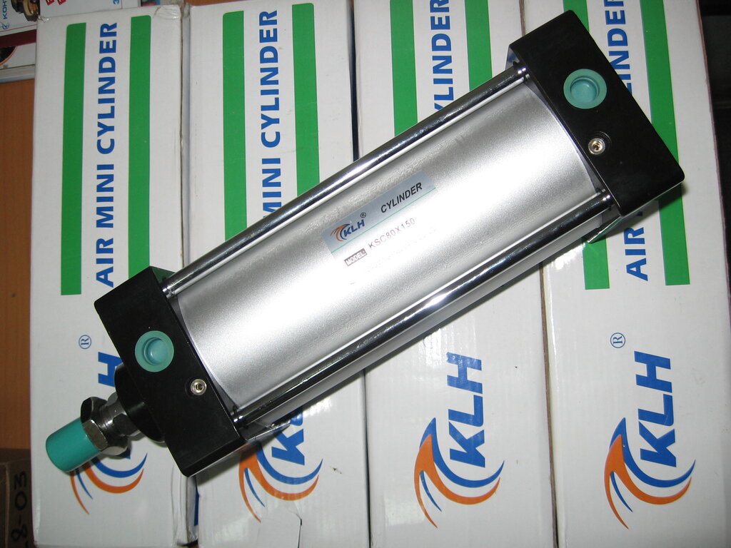 Hidrolik ve hava basınçlı ekipman firmaları Promvest-NN, Nijni Novgorod, foto