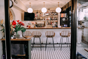 Дядя дымов (Karla Libknekhta Street No:11/20), restoran  Tarusa'dan