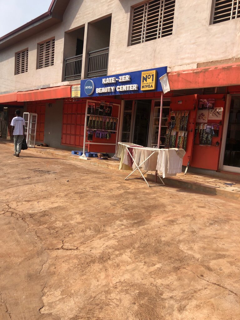 Kozmetik ve parfümeri mağazaları Kate Beauty Centre, Dünya, foto