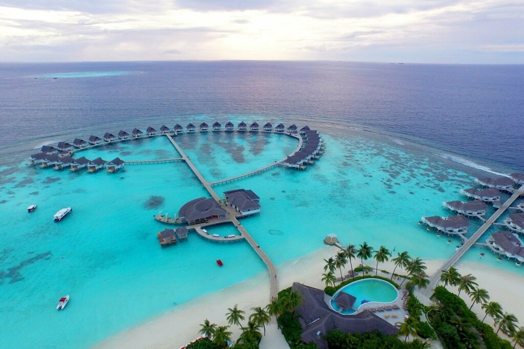 Otel Centara Grand Island Resort and Spa Maldives, Dünya, foto