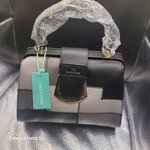Ds Shoes (Rue Yao Bio No:188, La commune Adjamé), ayakkabı mağazaları  Abican'dan