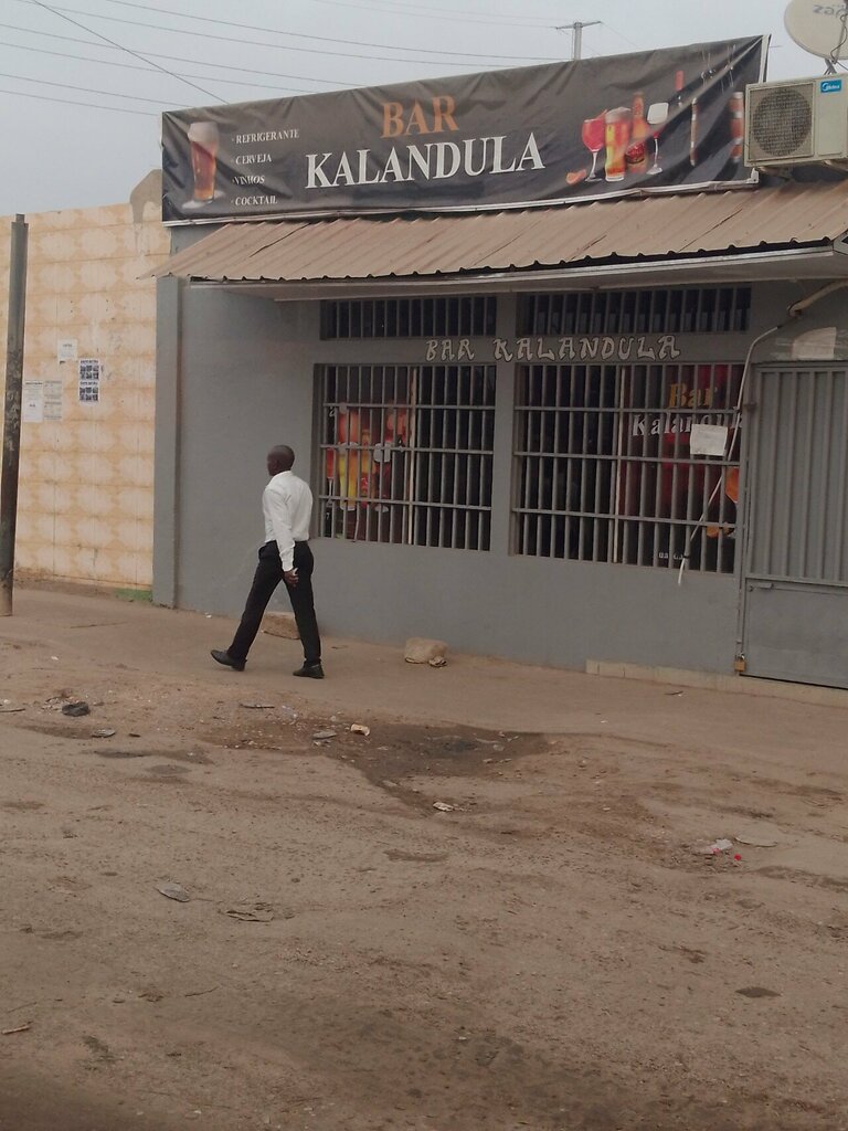 Alkollü içecekler Bar kalandula, Loanda, foto
