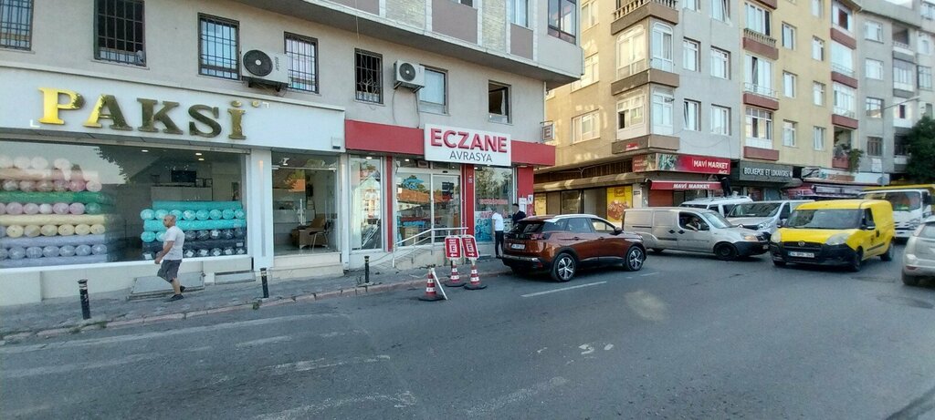 Eczaneler Avrasya Eczanesi, İstanbul, foto