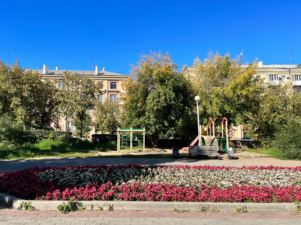 Oyun alanı Playground, Magnitogorsk, foto