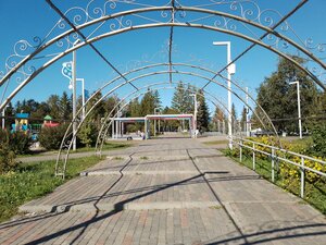 парк Мусы Джалиля (Republic of Tatarstan, Menzelinsk, park Musy Dzhalilya), kültür ve eğlence parkları  Menzelinsk'ten (Minzele'den)