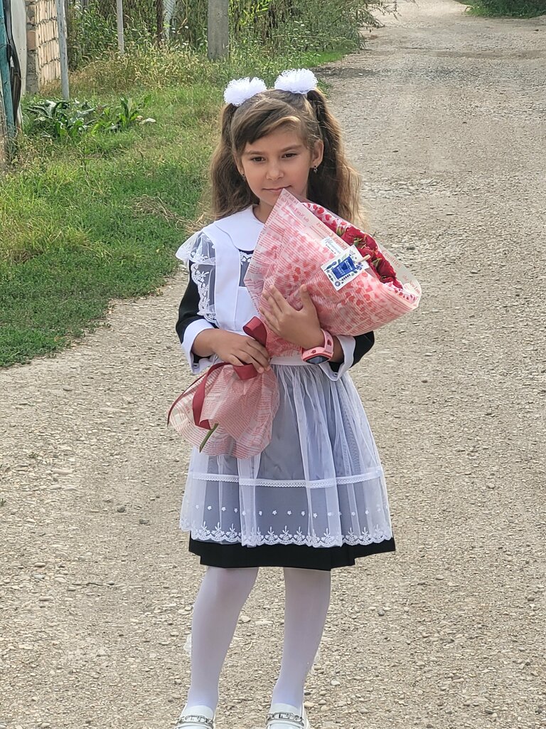 Ortaokul Hrazdan basic school № 12 named after Hakob Paronyan, Hrazdan, foto