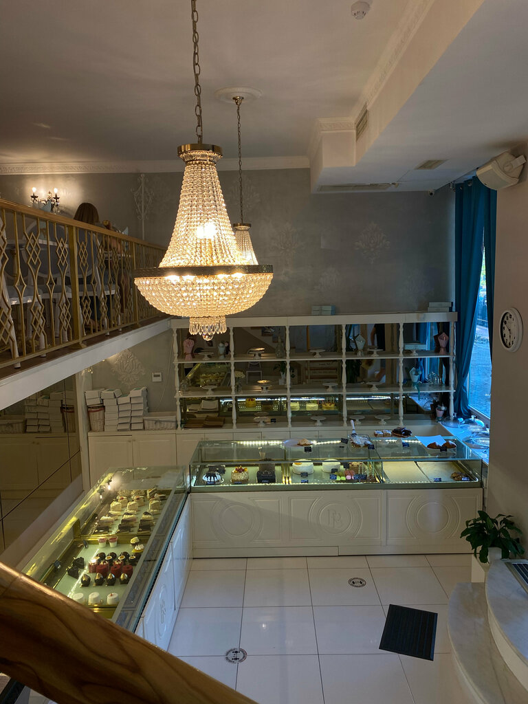 Kafe Royal Bouche, Batum, foto